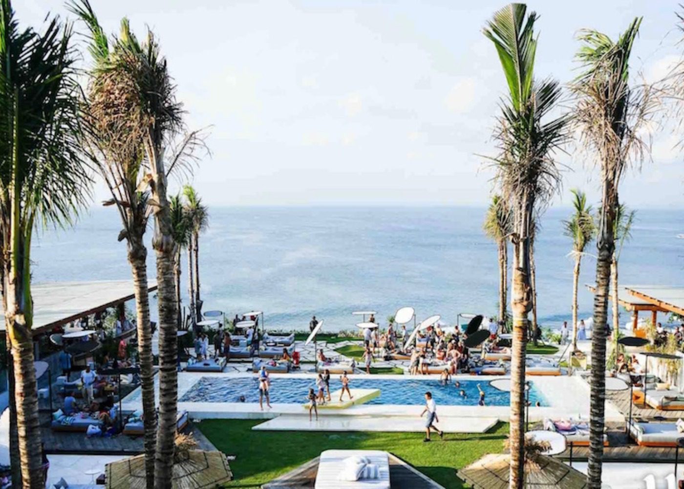 35 Beach Club di Bali yang wajib dikunjungi di 2023 | Honeycombers Bali