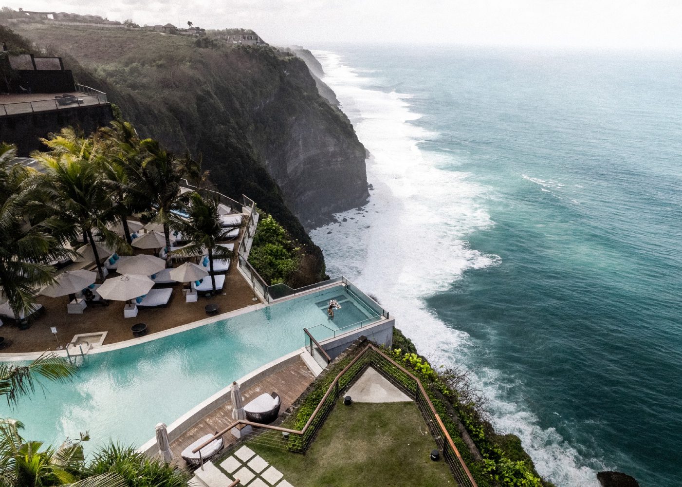 33 Infinity pool di Bali yang terbaik | Honeycombers Bali