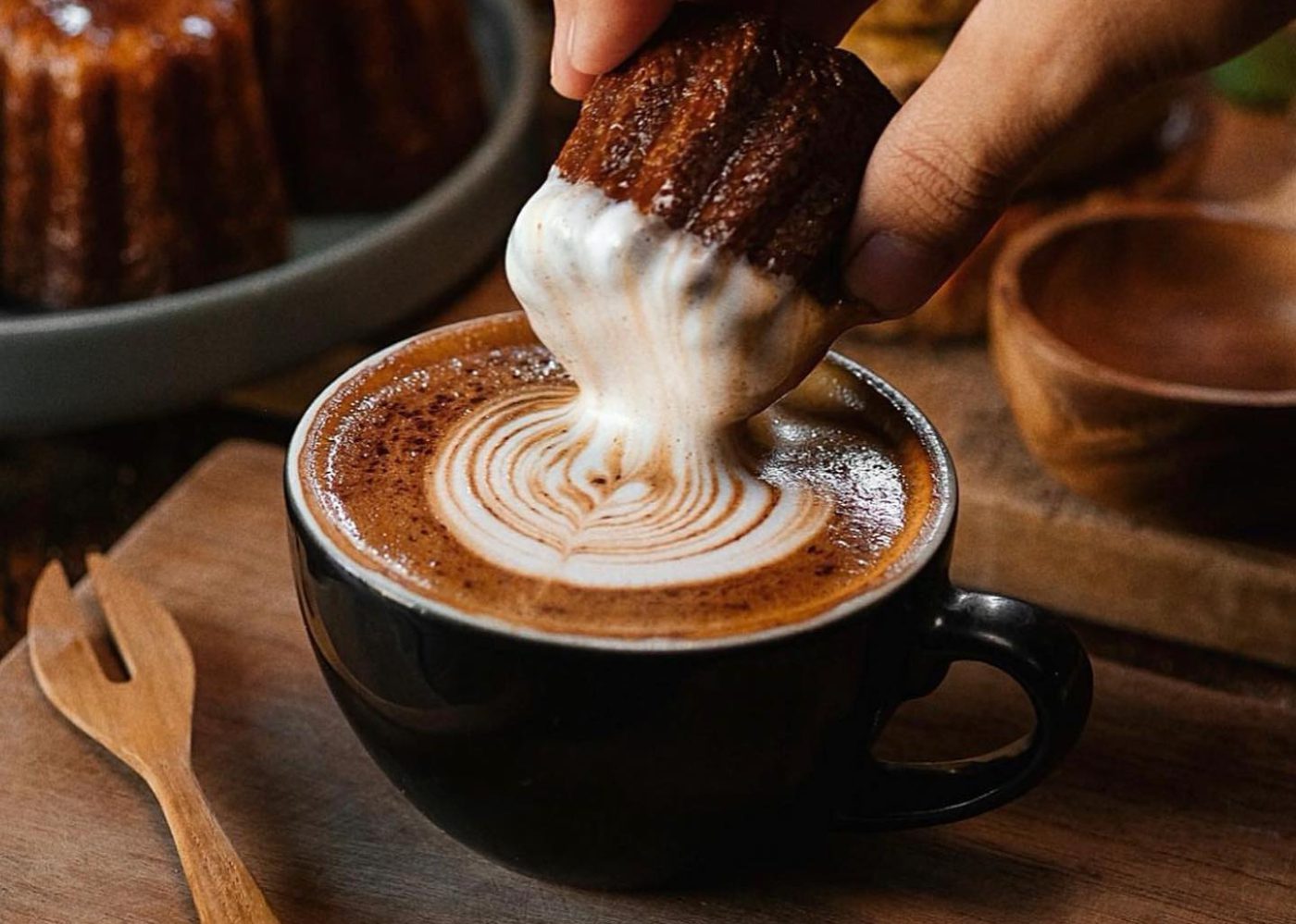 11 BEST Cafes in Seminyak for Breakfast & Brunch (2026)