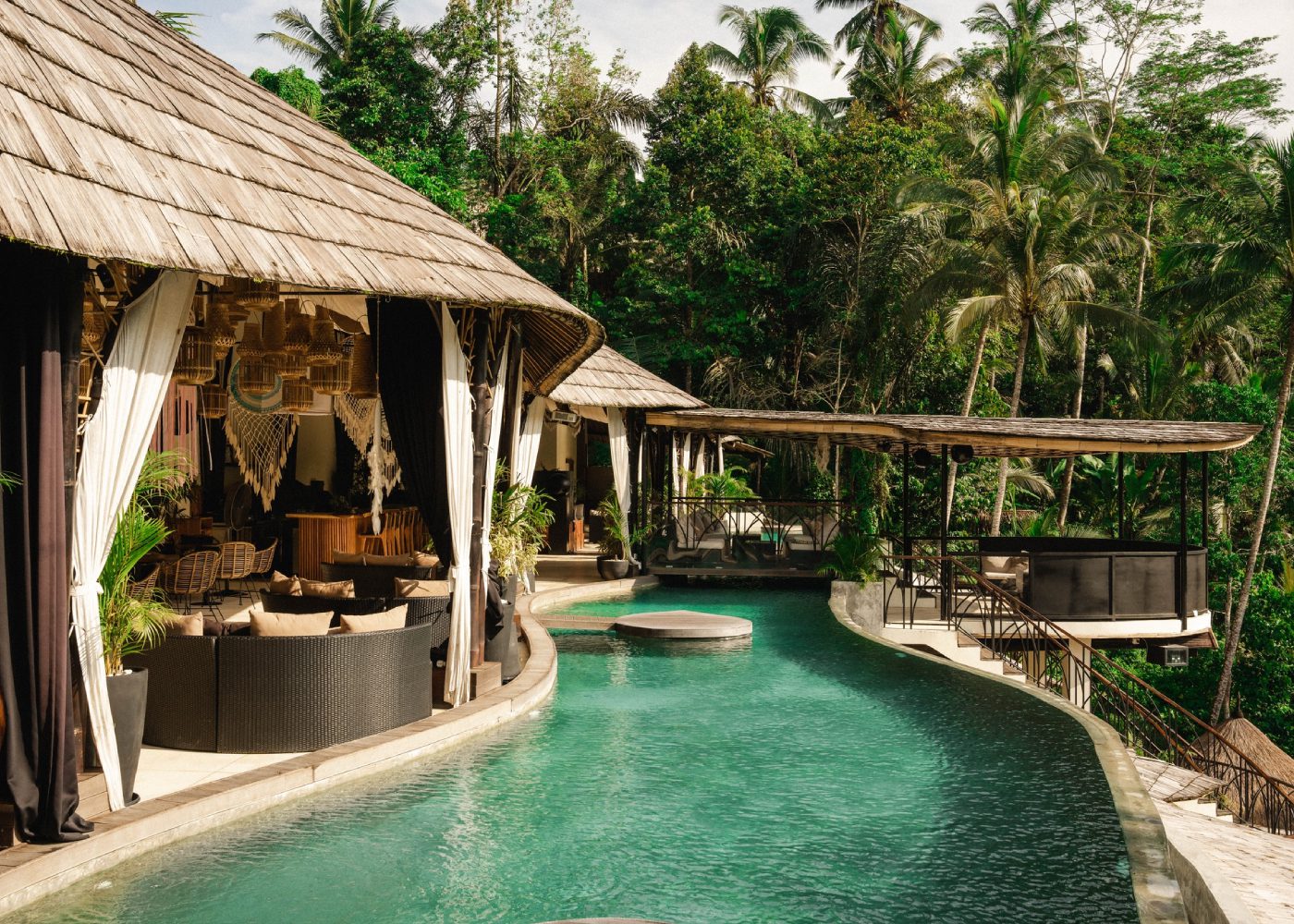 16 BEST POOL & DAY CLUBS IN BALI – 2024 | Honeycombers Bali
