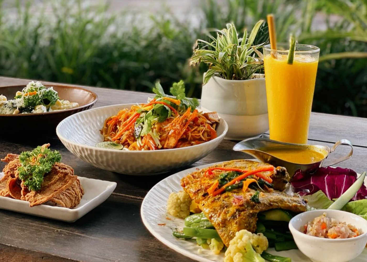 We LOVE these 10 family-friendly restaurants in Canggu, Bali