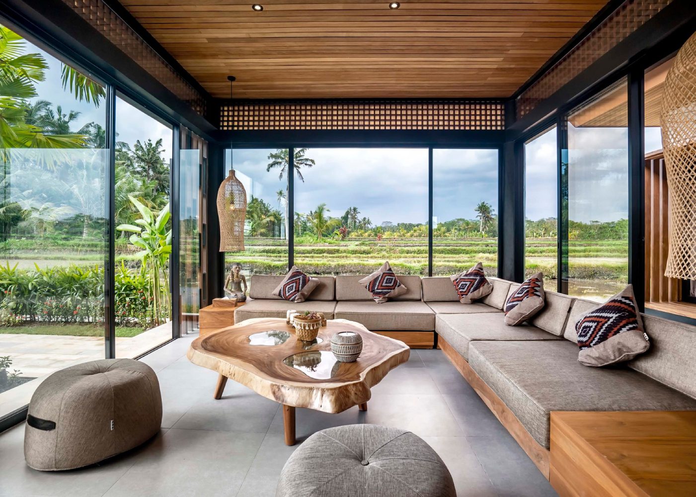9 Best Villas in Ubud (2025): With Pools, Rice Field Views & More