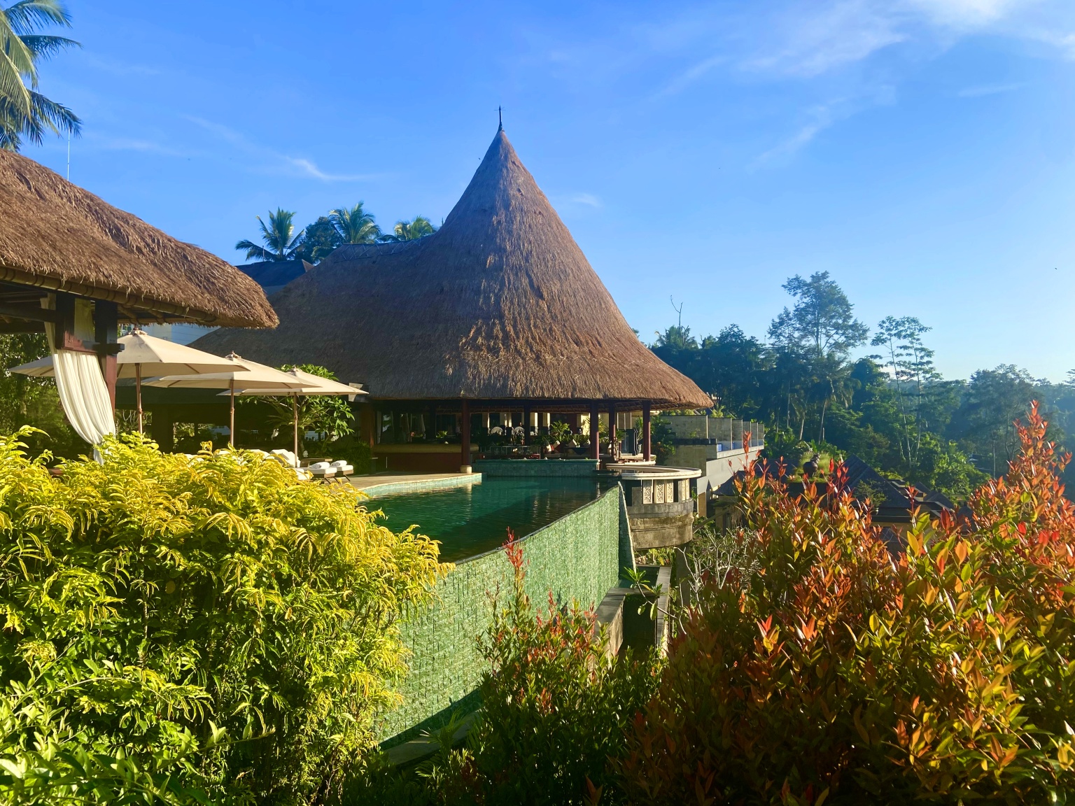 16 Best Luxury Hotels in Bali, Indonesia – The 2025 Resort Guide