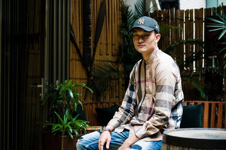 Former model Lim Tse-Wei picks up the camera | Honeycombers