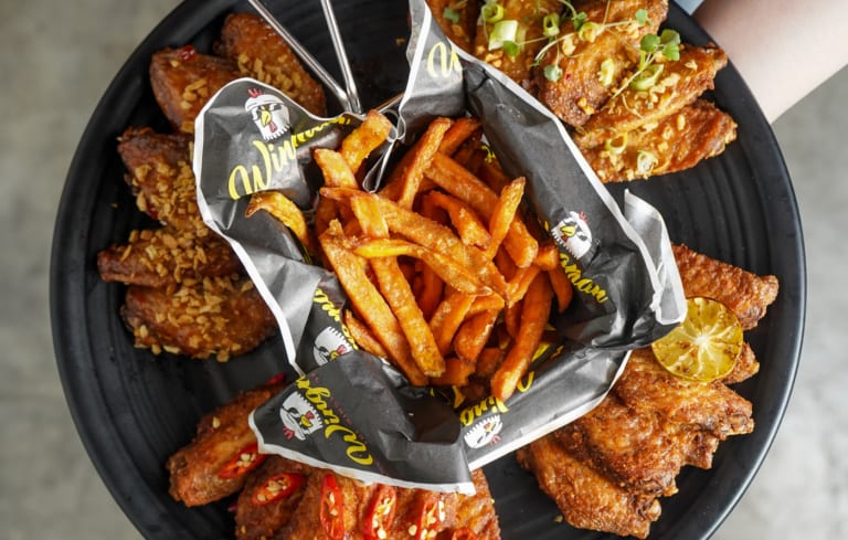 Wingman HK can be our wingman any time | Honeycombers