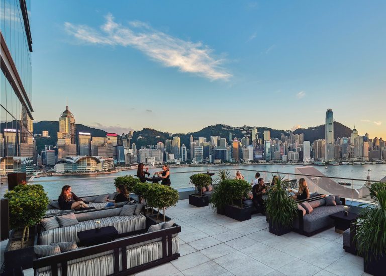 Rooftop bars in Hong Kong with absolutely stunning views | Honeycombers