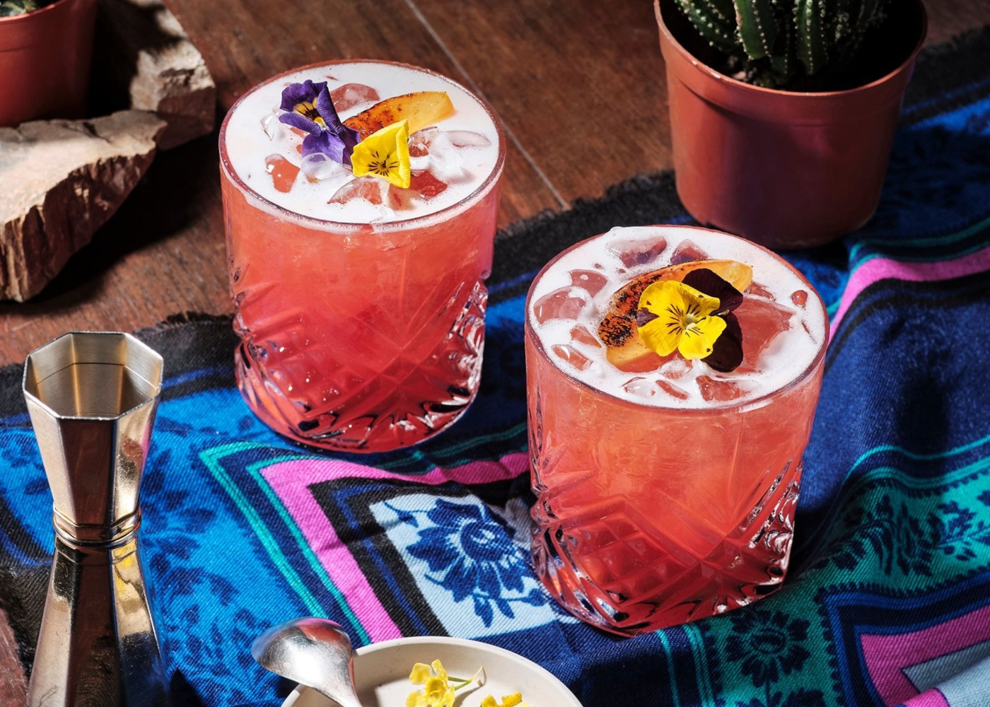 Saturday happy hours in Hong Kong you need to know | Honeycombers
