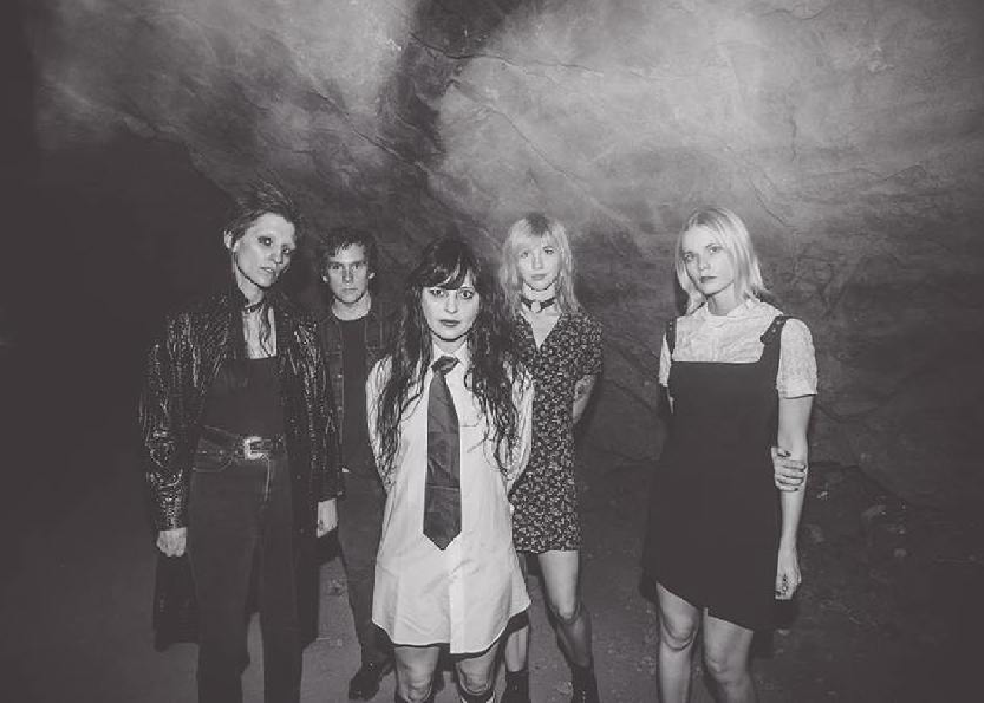 Female-fronted bands of the 21st century that just rule! | Honeycombers