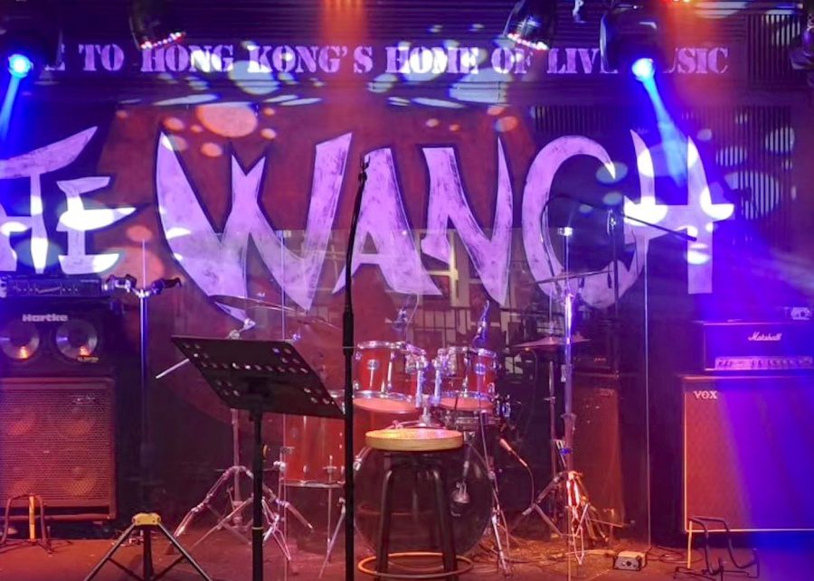 Dive bars in Wan Chai: cocktails that keep us happy | Honeycombers