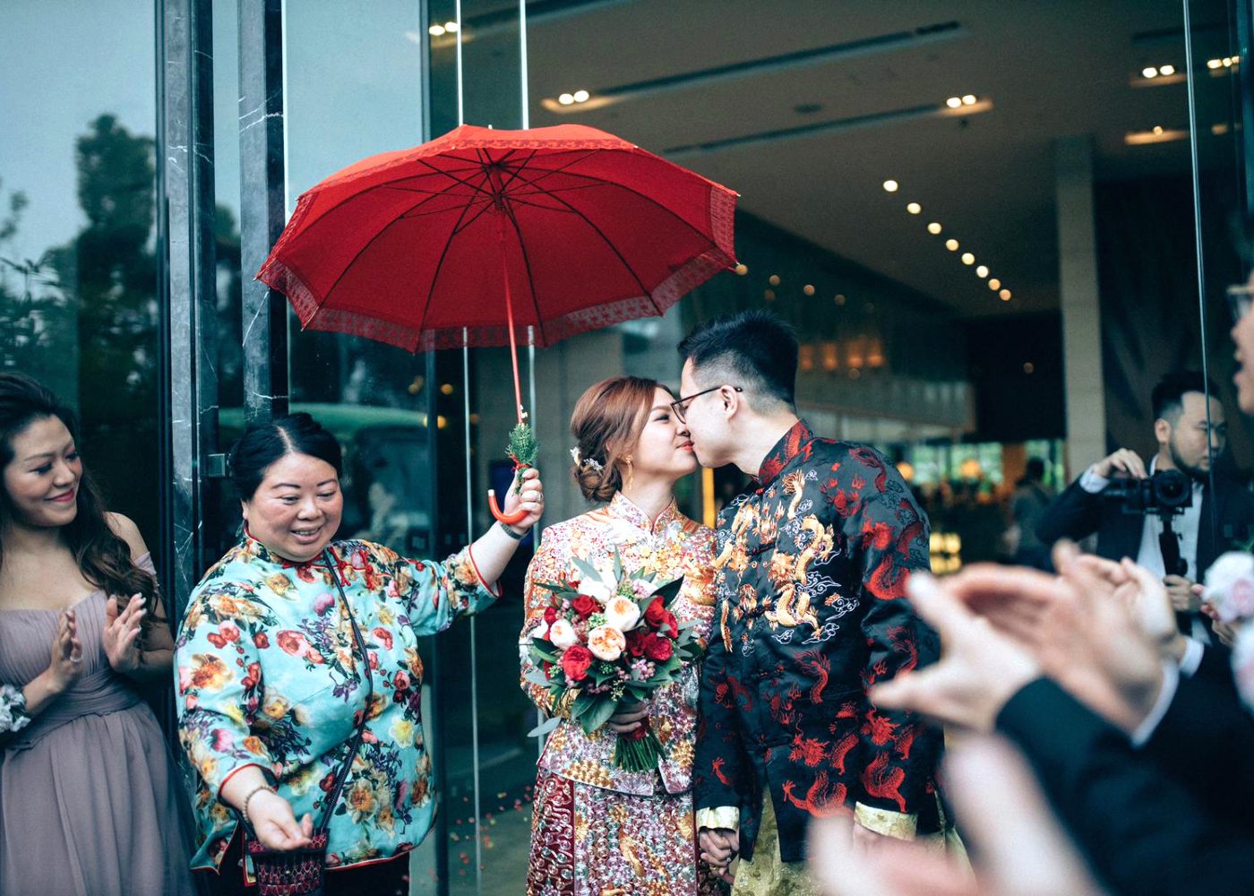 Discover the beauty of Chinese weddings with Azelle Choi | Honeycombers