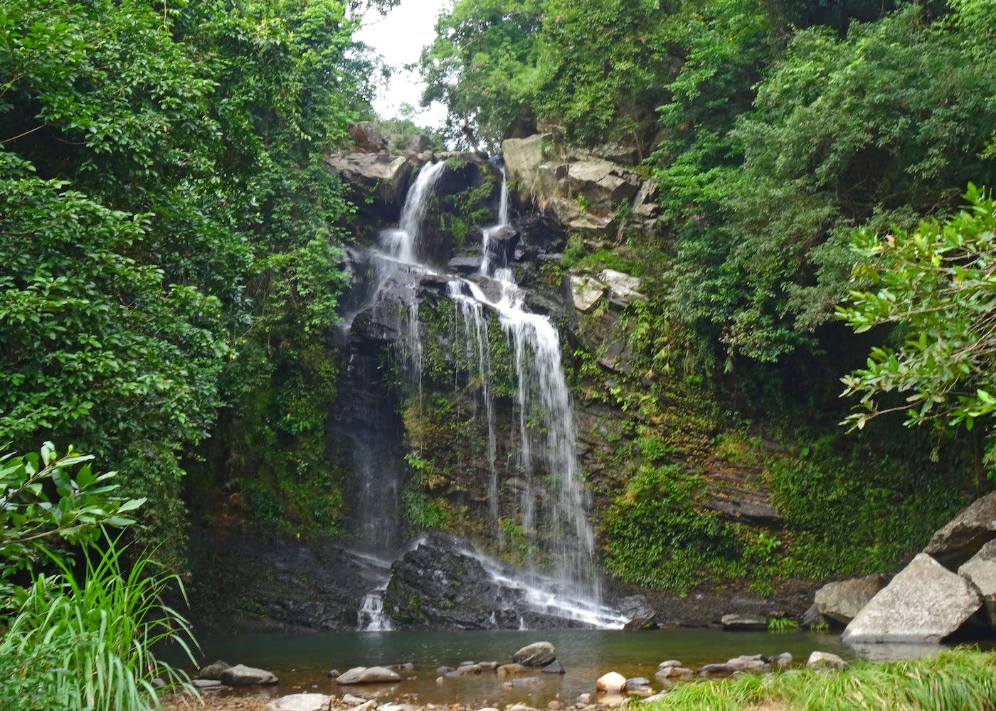 Explore these beautiful waterfalls in Hong Kong | Honeycombers