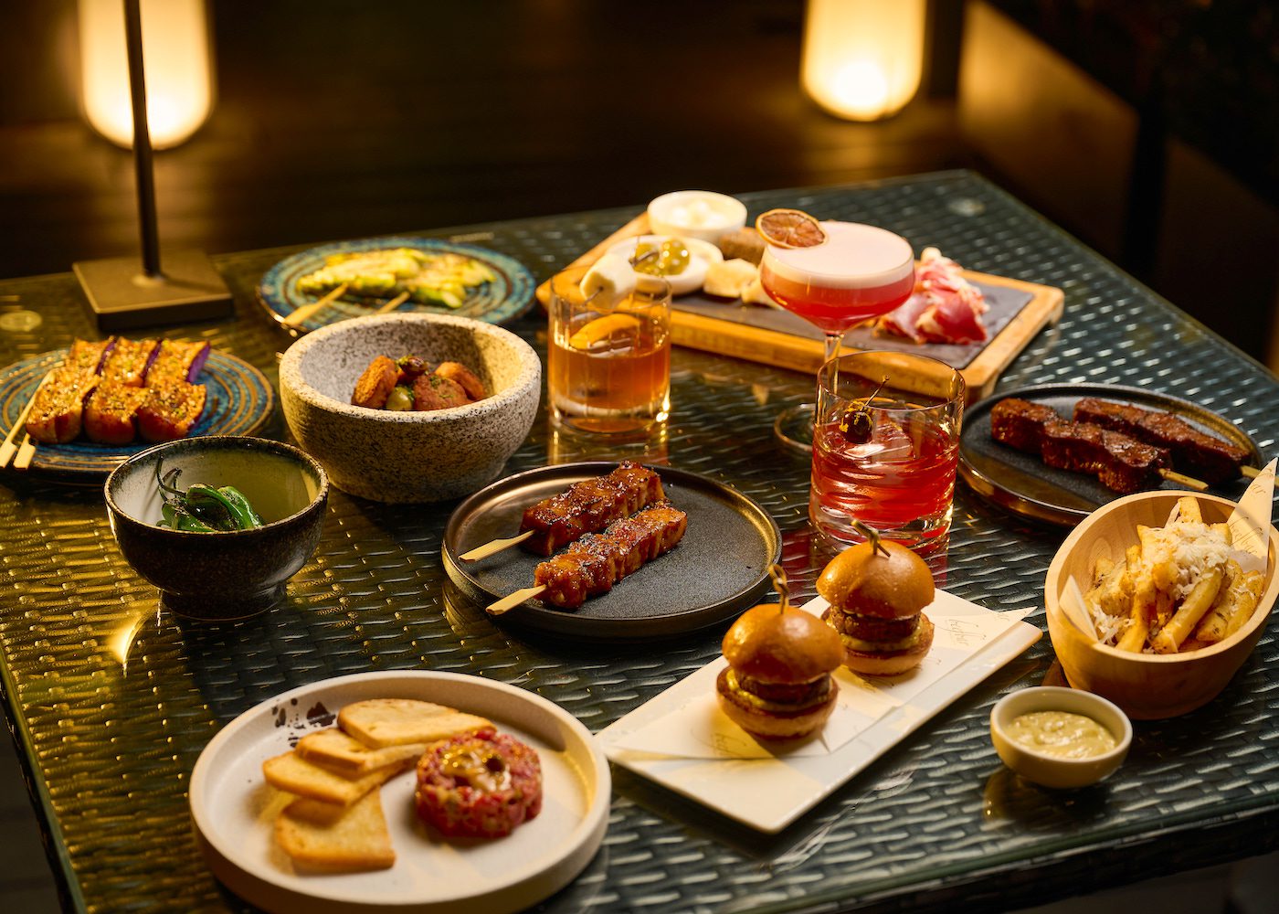 Best happy hours in Hong Kong: 20+ drinking deals! | Honeycombers