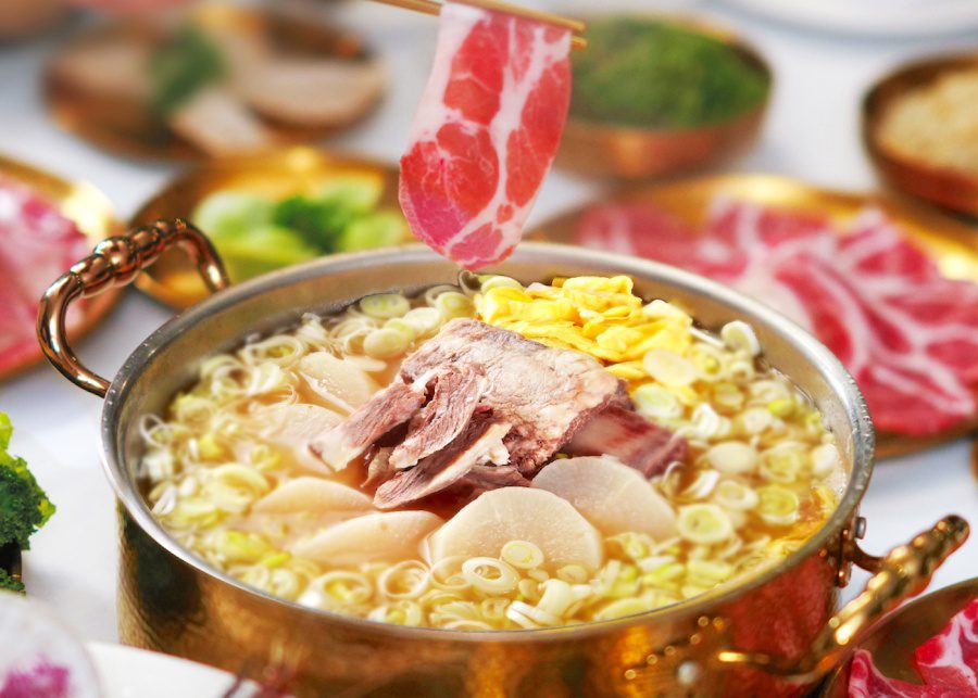 We love these hot pot restaurants in Hong Kong | Honeycombers