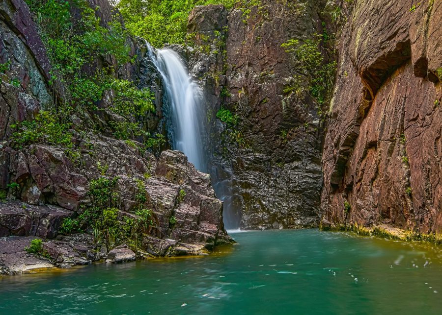 Explore these beautiful waterfalls in Hong Kong | Honeycombers