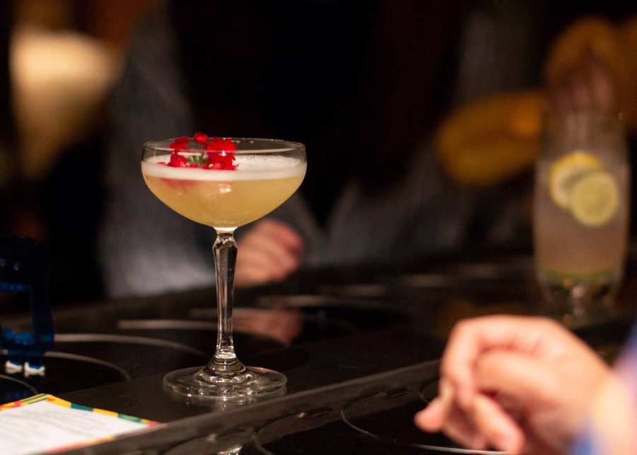 Shake it up at these cocktail classes in Hong Kong | Honeycombers