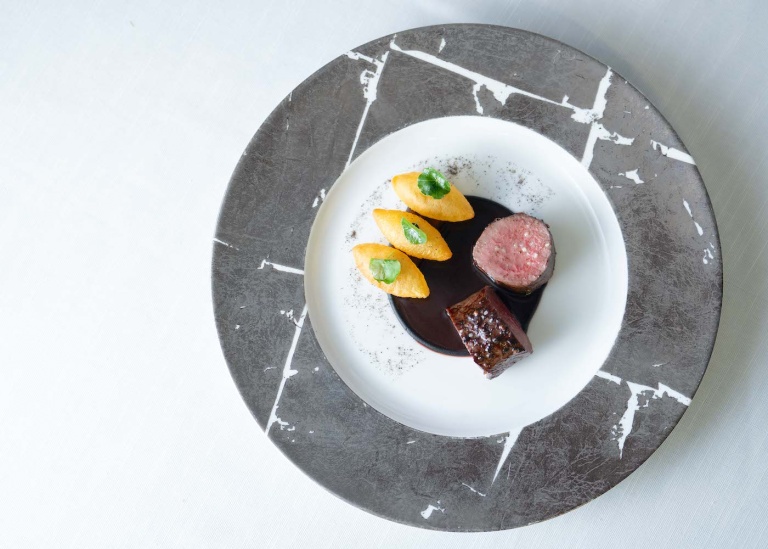 Fine dining restaurants in Hong Kong that ooze charm | Honeycombers