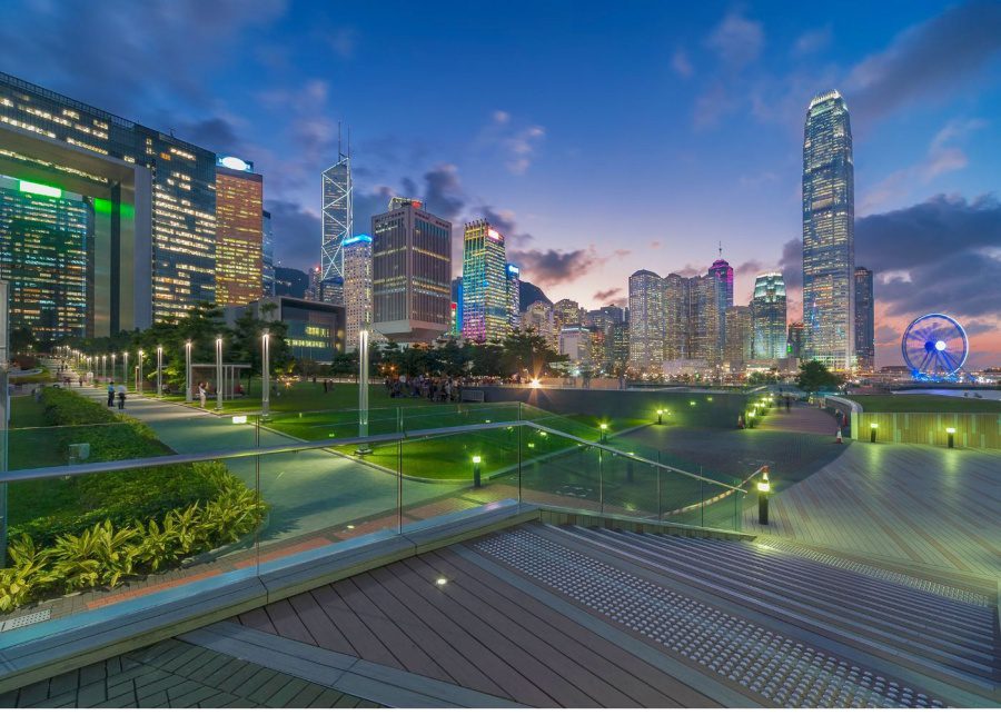Revel by the waterfront at these Hong Kong promenades | Honeycombers