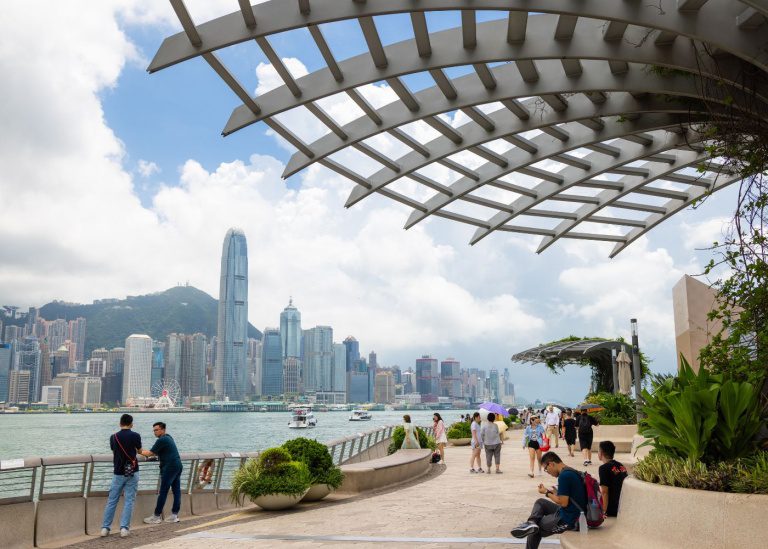 Revel by the waterfront at these Hong Kong promenades | Honeycombers