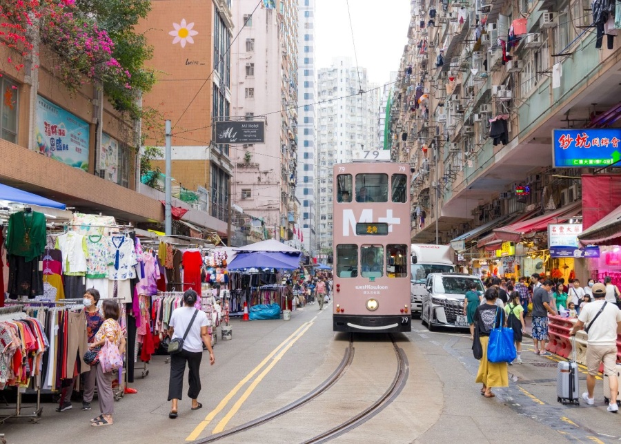 An easy guide to public transport in Hong Kong | Honeycombers