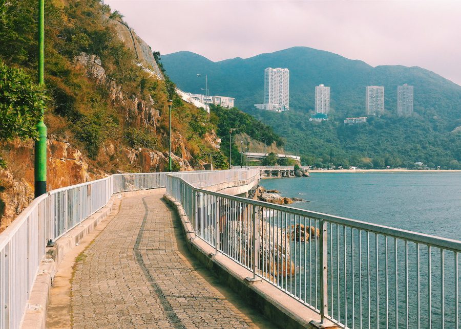 The ultimate Repulse Bay Guide: Discover sand, shops, and more!