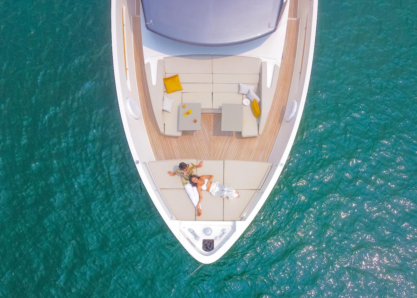 Yacht charter in Hong Kong: Best boat rental services | Honeycombers