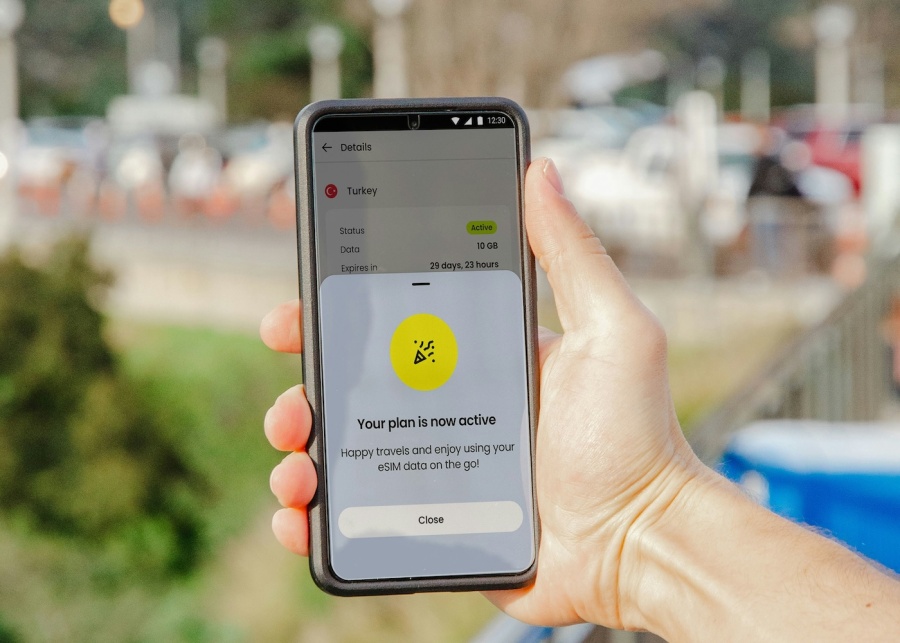 Hong Kong sim cards: The ultimate guide | Honeycombers