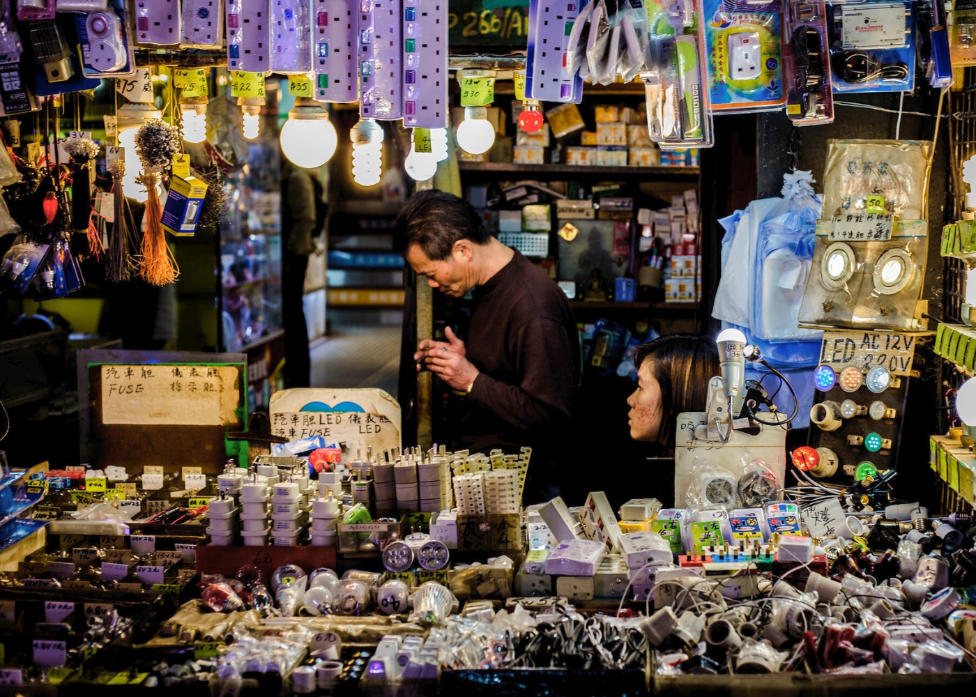 Where to buy cheap electronics in Hong Kong