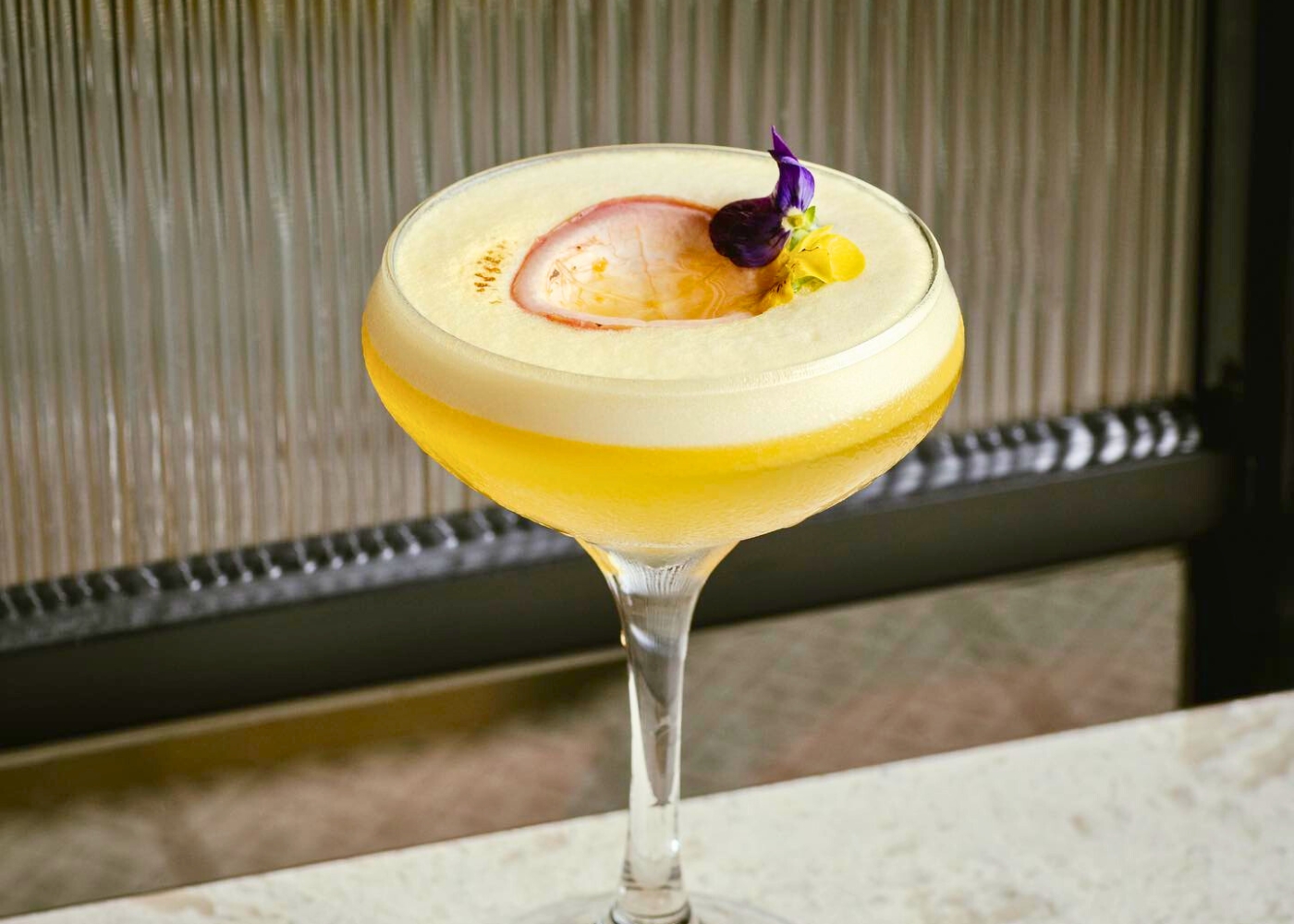 25 Best happy hours in Hong Kong to drink on the cheap