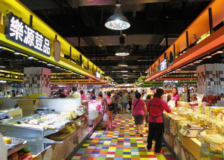 A local’s guide to wet markets in Hong Kong